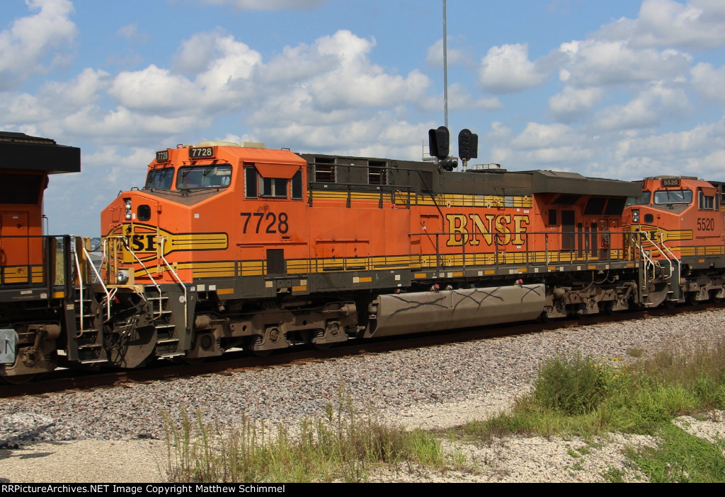 BNSF 7728